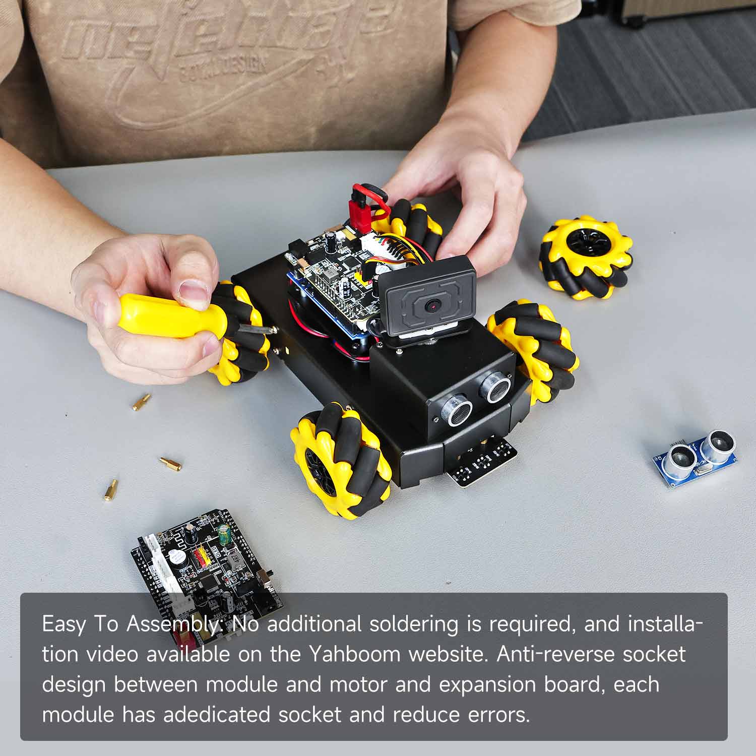 Roboduino V2 Robot Car with ESP32 WiFi camera for Arduino UNO